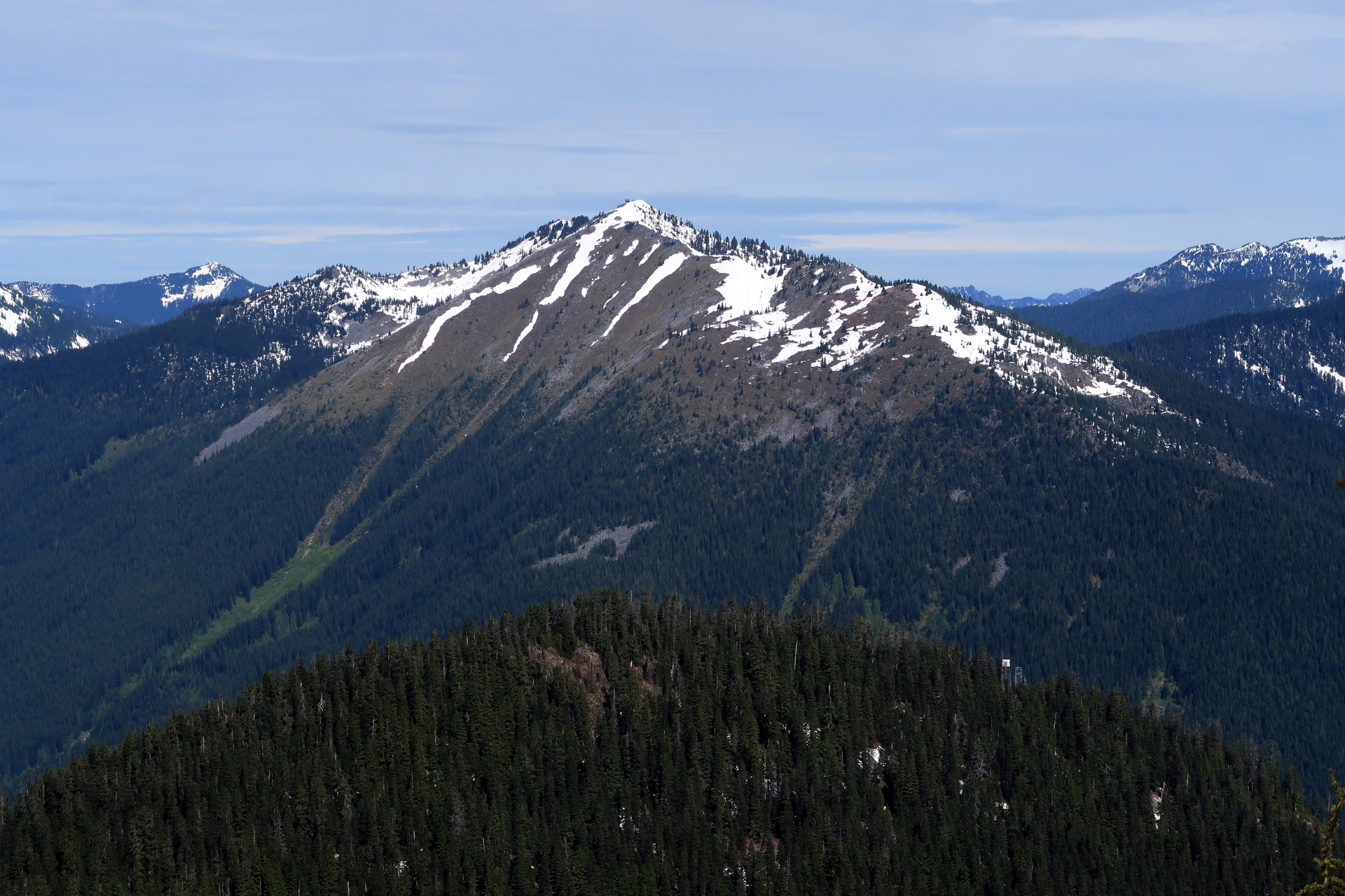 Mount Catherine, Mirror Lake via the Pacific Crest Trail (PCT), Silver ...