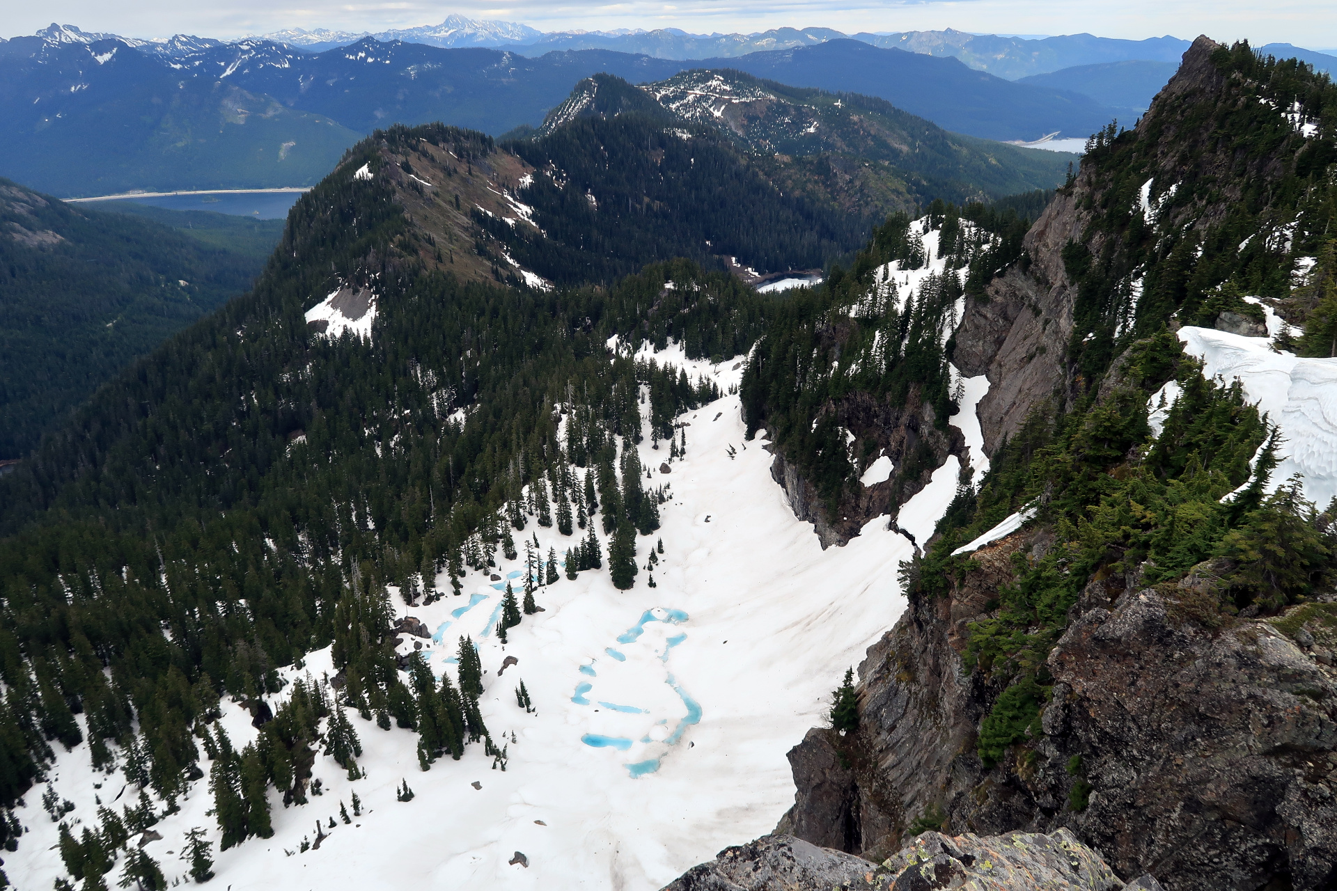 Mount Catherine, Mirror Lake via the Pacific Crest Trail (PCT), Silver ...